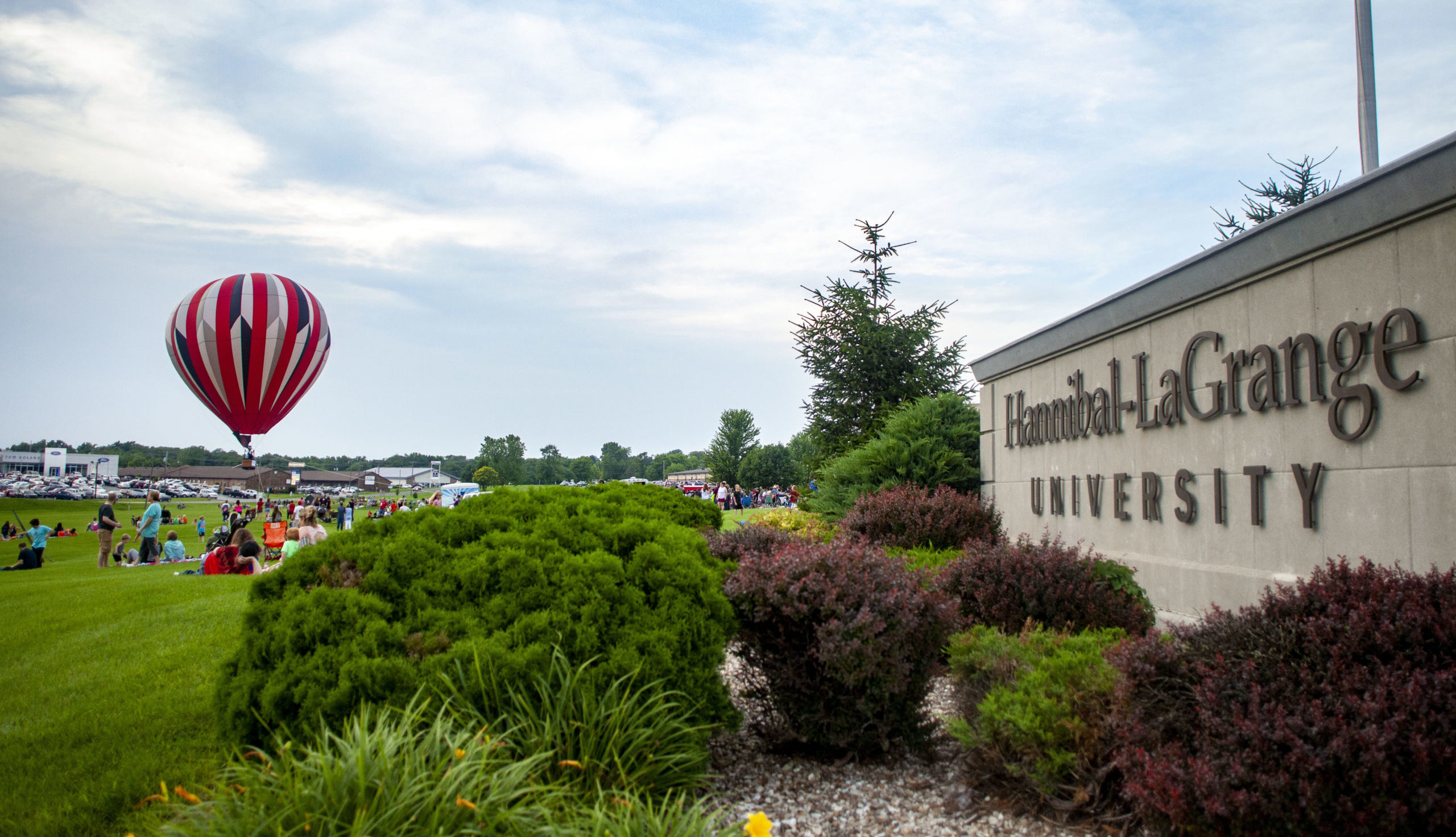 Campus Community Connectors - Hannibal-LaGrange University